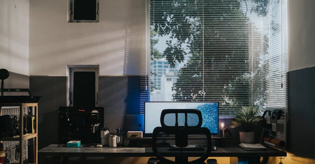 Boost Your Work Posture: Top Ergonomic Tips from Pulse Align! 🖥️💪